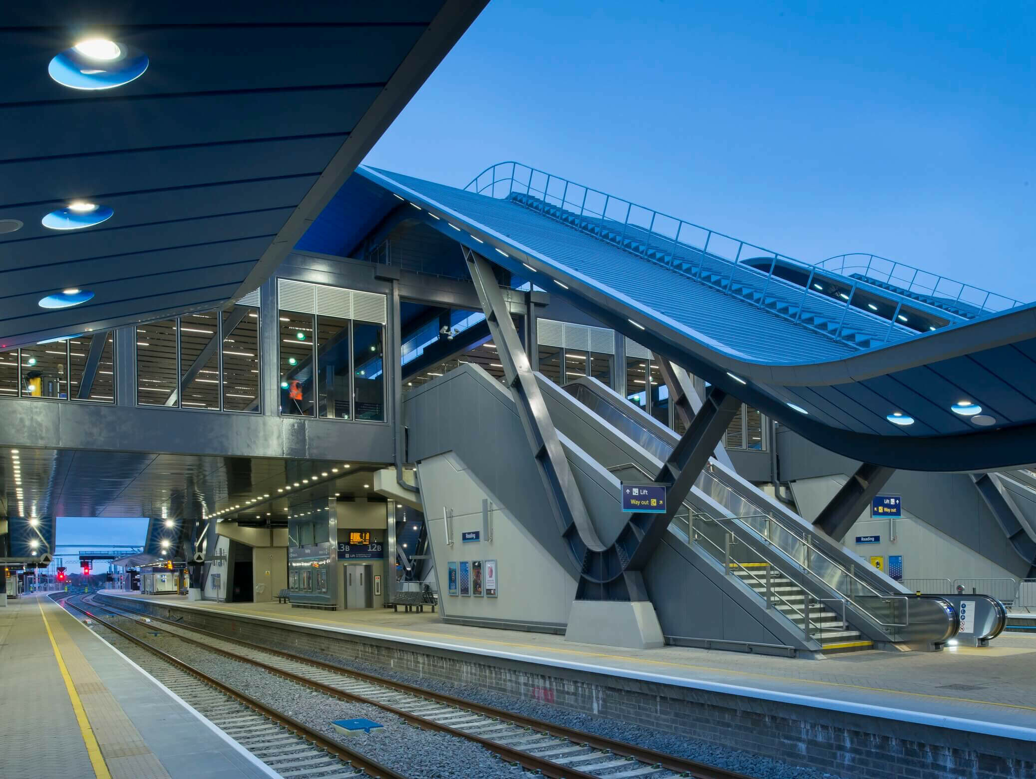 Reading Station | Rail and Mass Transit | Projects | GRIMSHAW