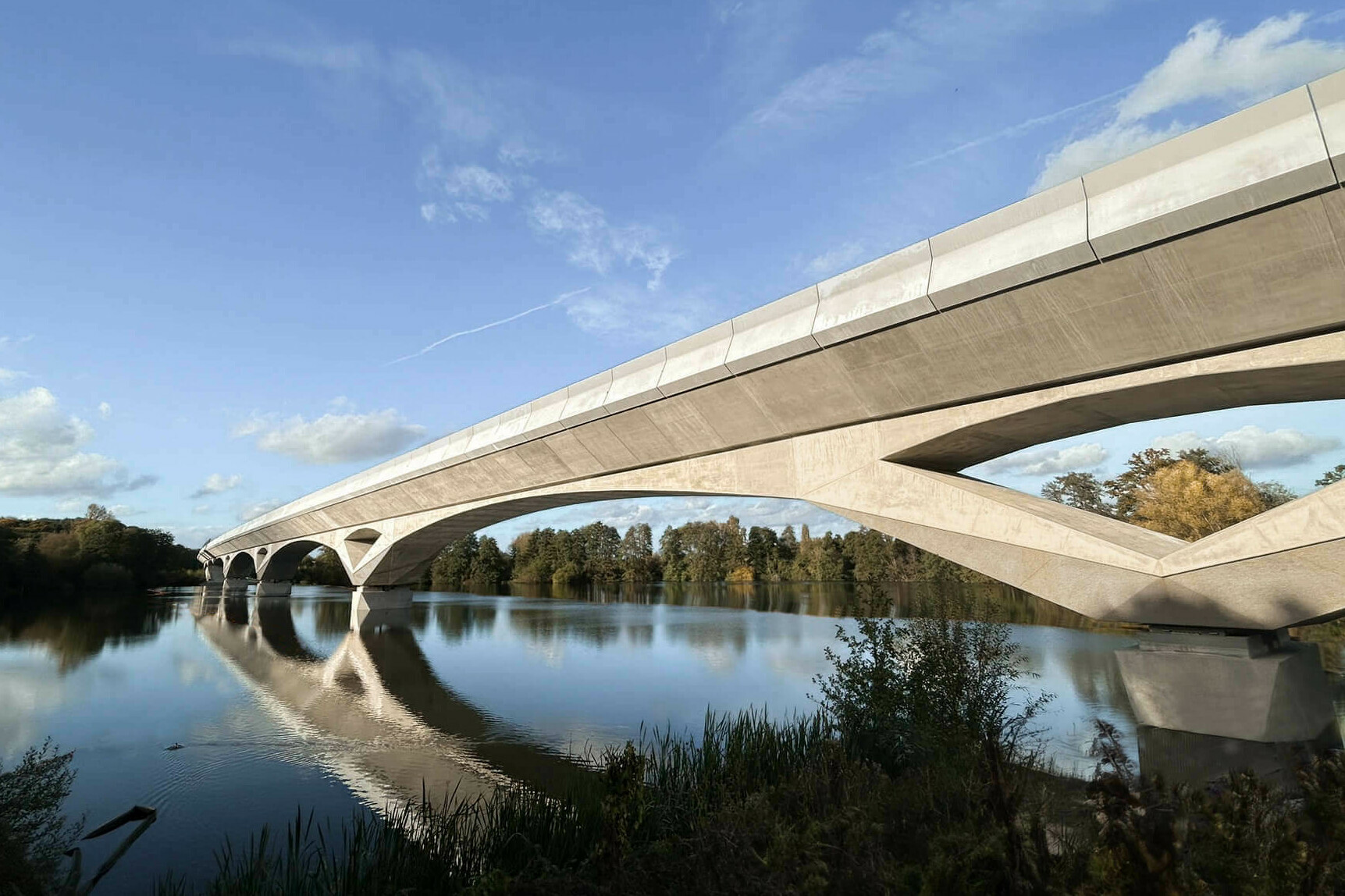 HS2 Colne Valley Viaduct wins the Engineering Award at the Building ...