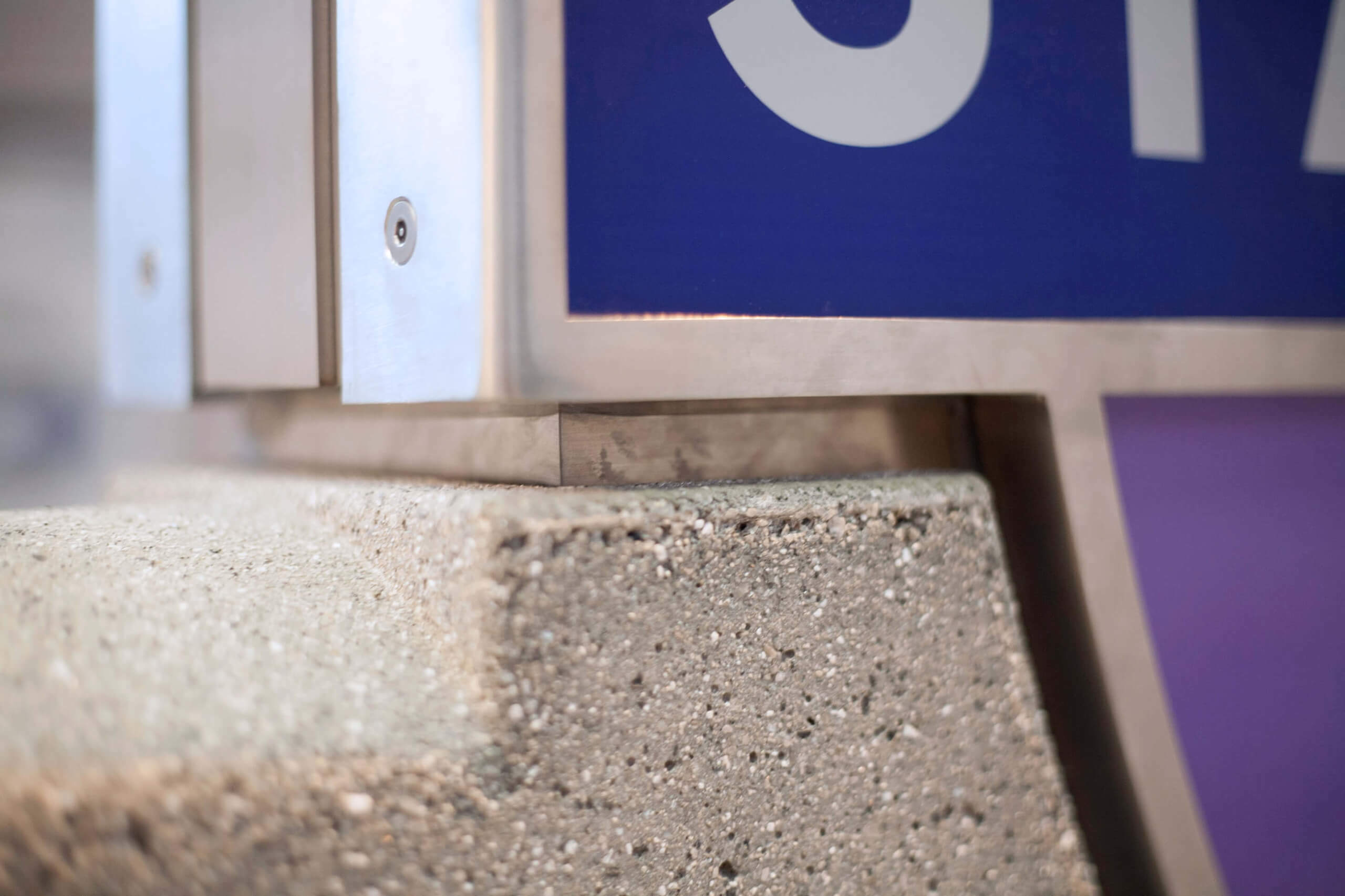 Elizabeth line Station Benches & Lean-bar | Industrial Design ...